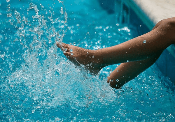 Aquatics - Roseville Community Education Program