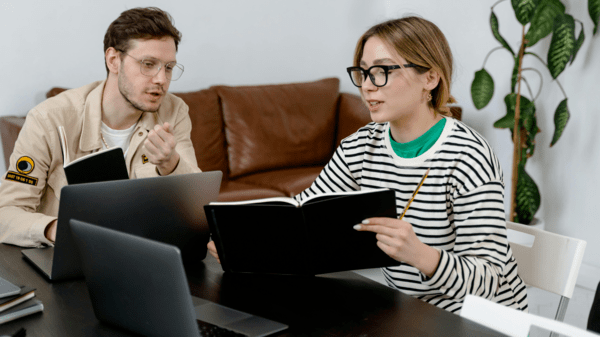 Pitch Perfect: Crafting Query Letters & Proposals That Sell - Online ...